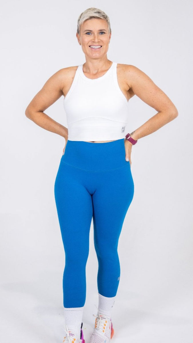 Alexandra Shaped Crop Top with Shelf Bra – Sunfox Active